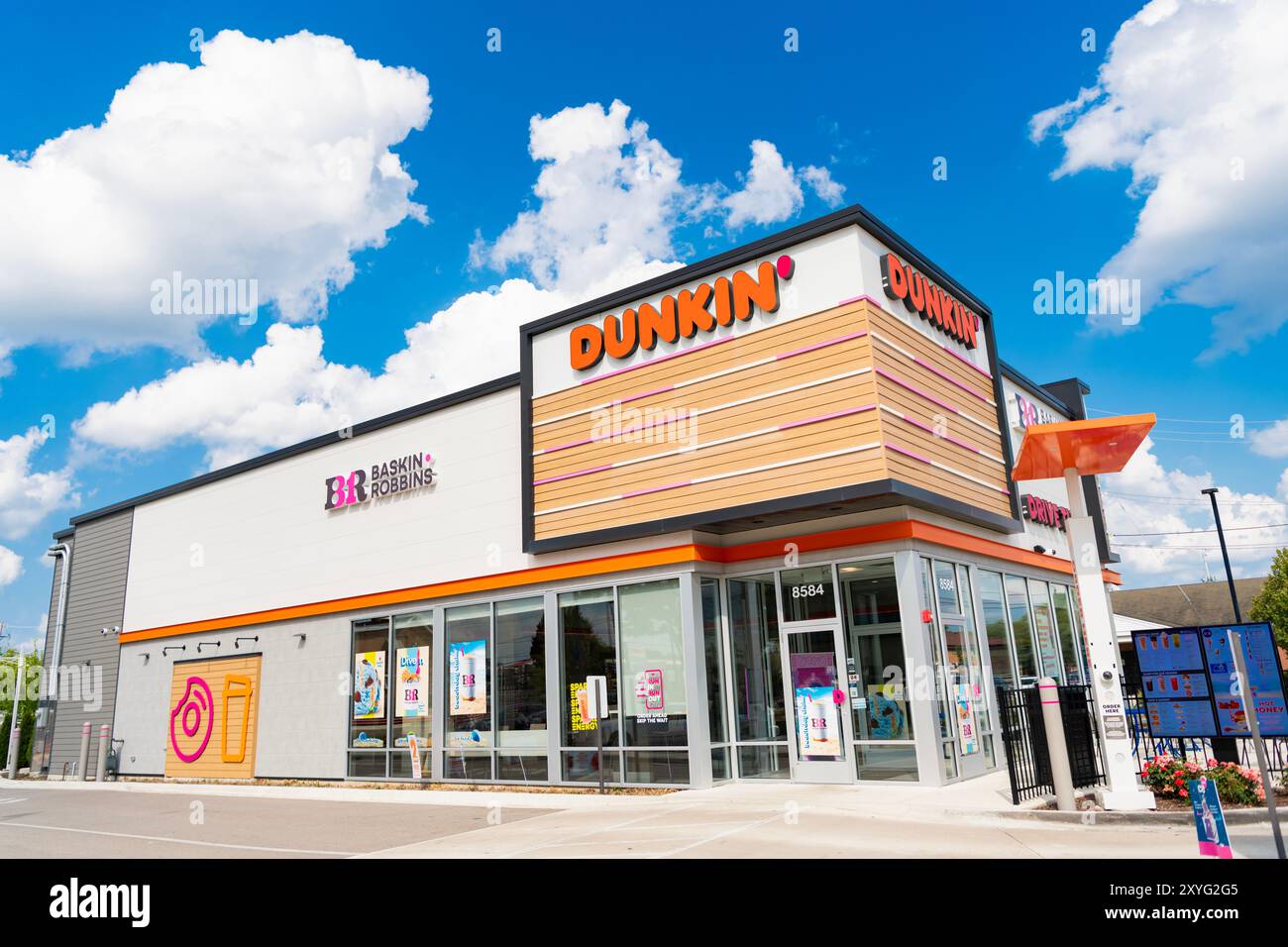Chicago, USA - August 16, 2024: Combined Dunkin Donuts and Baskin ...