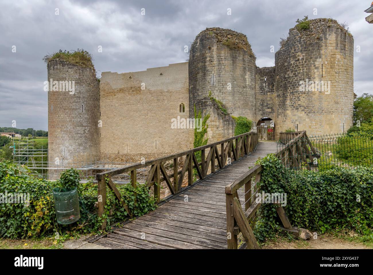 Chateau de gencay hi-res stock photography and images - Alamy