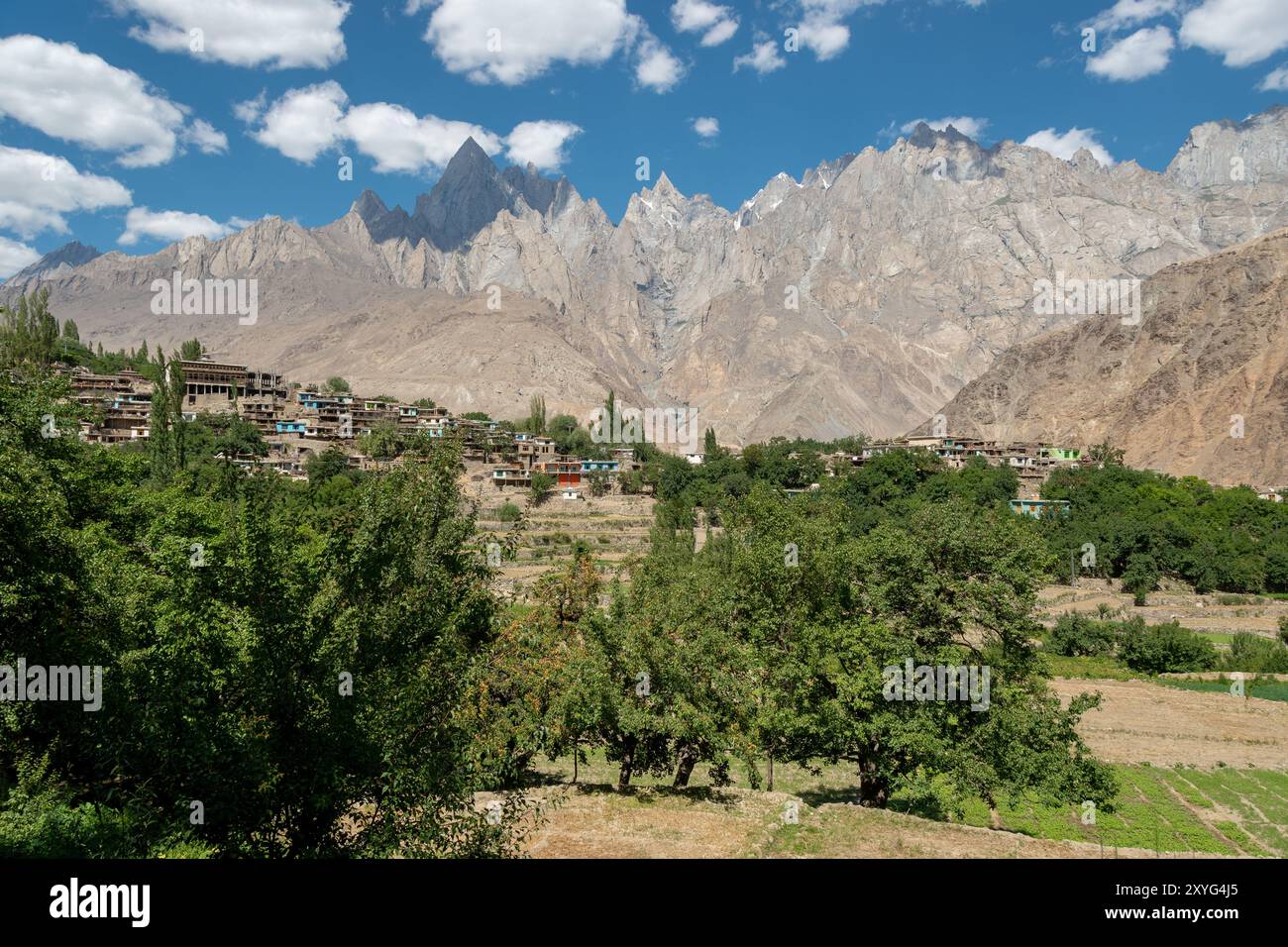 Pakistan norte hi-res stock photography and images - Alamy