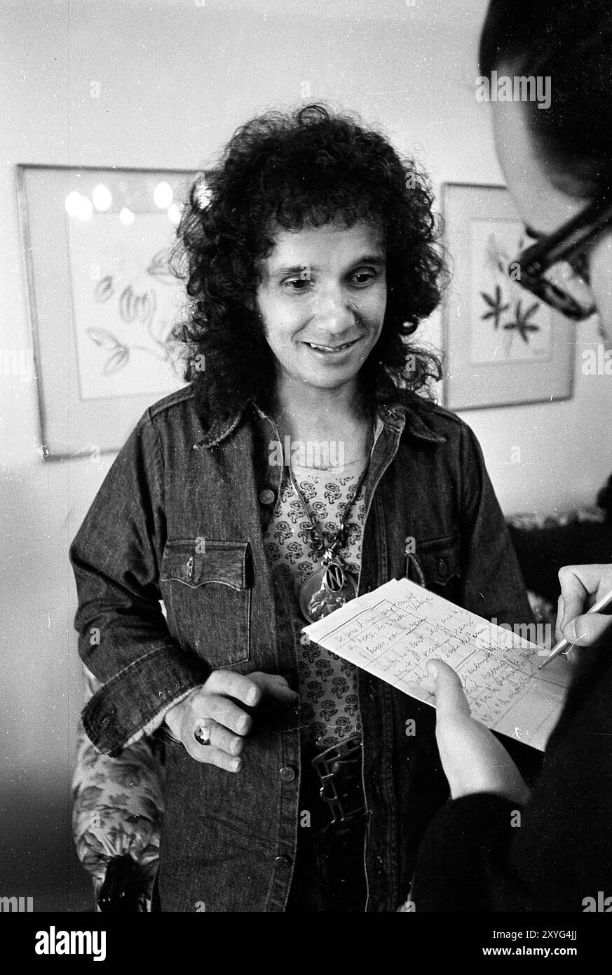 Brazilian singer-songwriter Roberto Carlos Braga (known as "King of ...