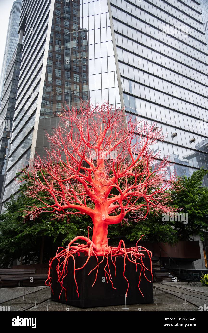 Manhattan, New York: High Line in west side of Manhattan is a major ...