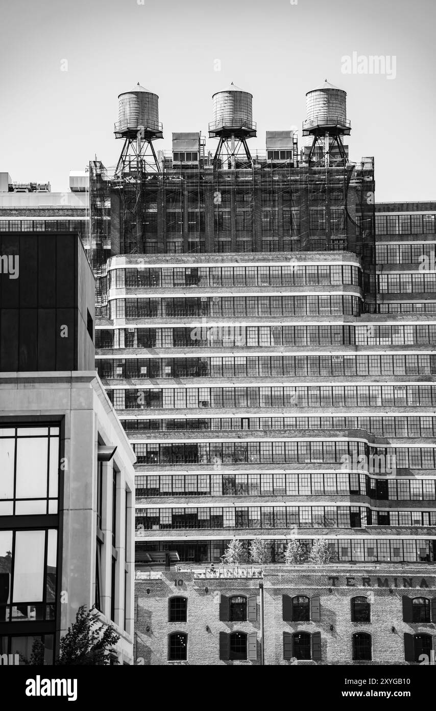 Elite residential Black and White Stock Photos & Images - Alamy