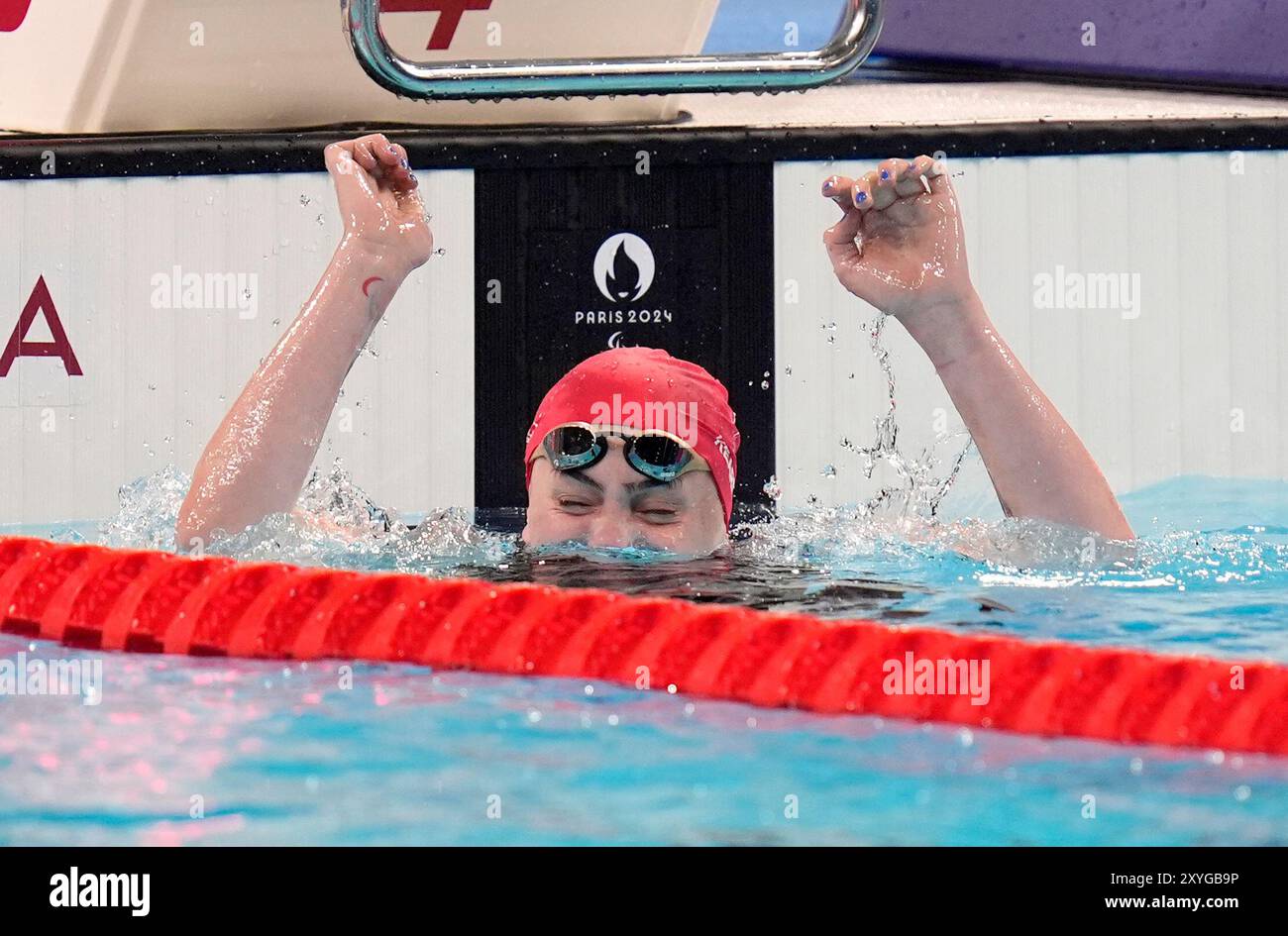 Great Britain's Tully Kearney celebrates winning the Women's 200m ...