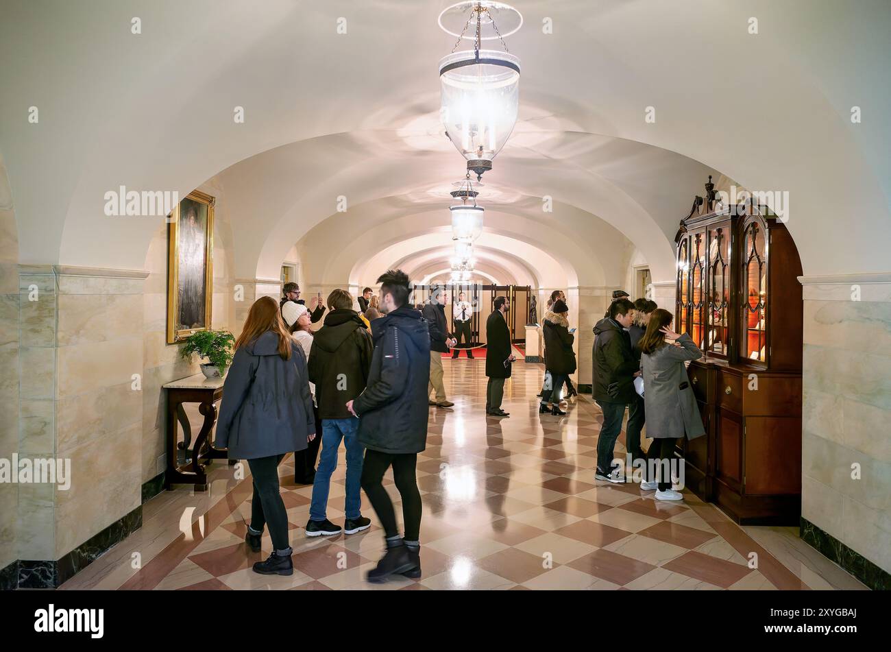 Colonnaded walkway design hi-res stock photography and images - Alamy