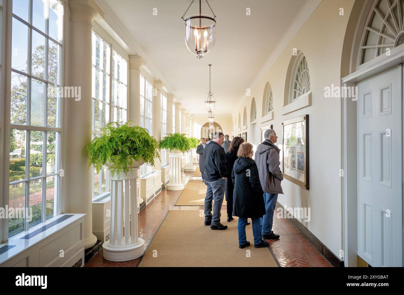 Elegant wing arches hi-res stock photography and images - Alamy