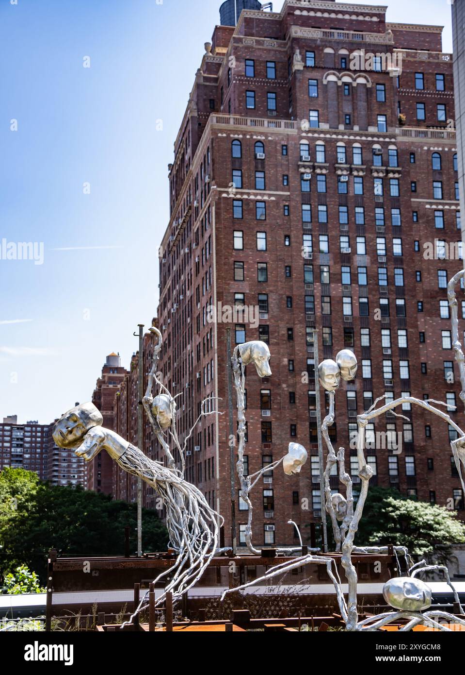 Manhattan, New York: High Line in west side of Manhattan is a major ...