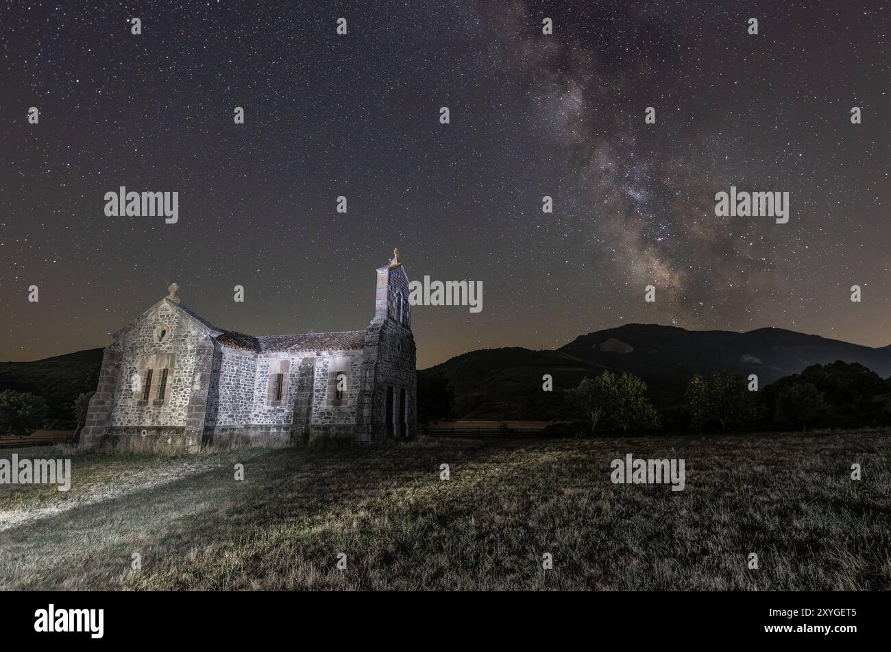 Wildlife sunsets, twilights and night skies with the Milky Way in Riaño ...
