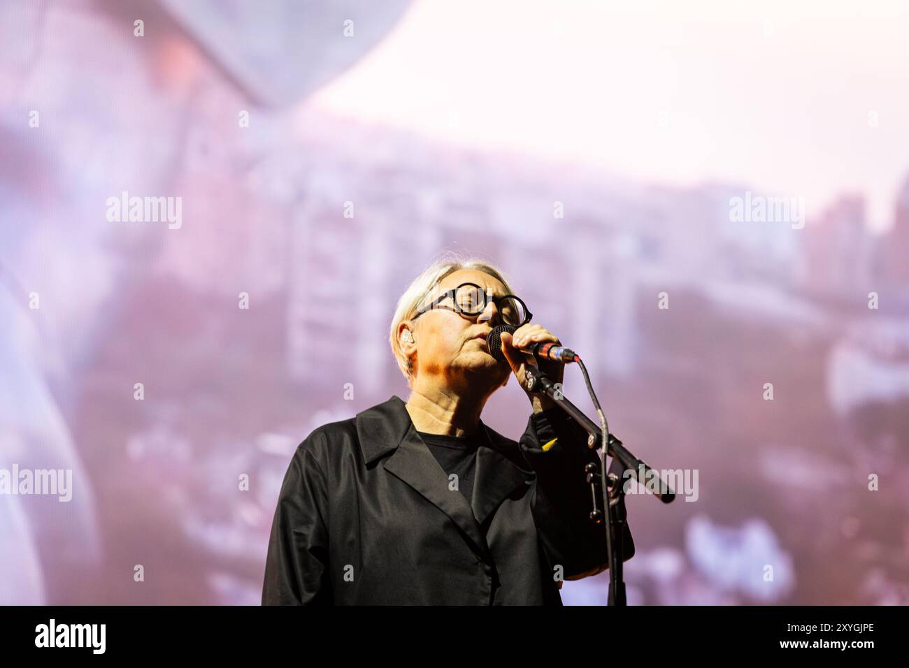 Paris, France. 24th Aug, 2024. Elizabeth Fraser, from the Massive ...
