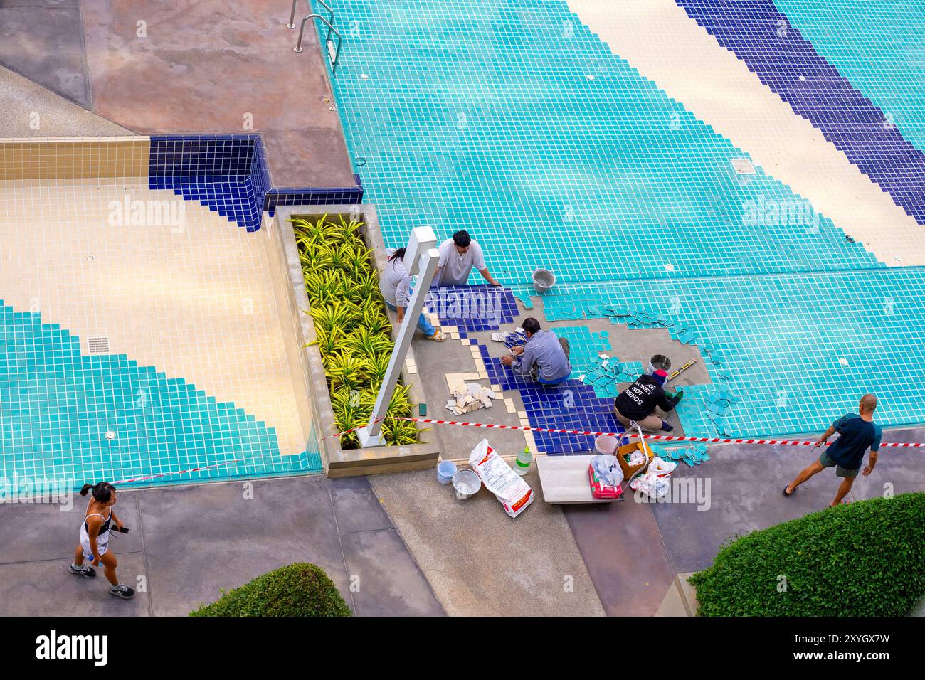 Person laying by the pool hi-res stock photography and images - Alamy
