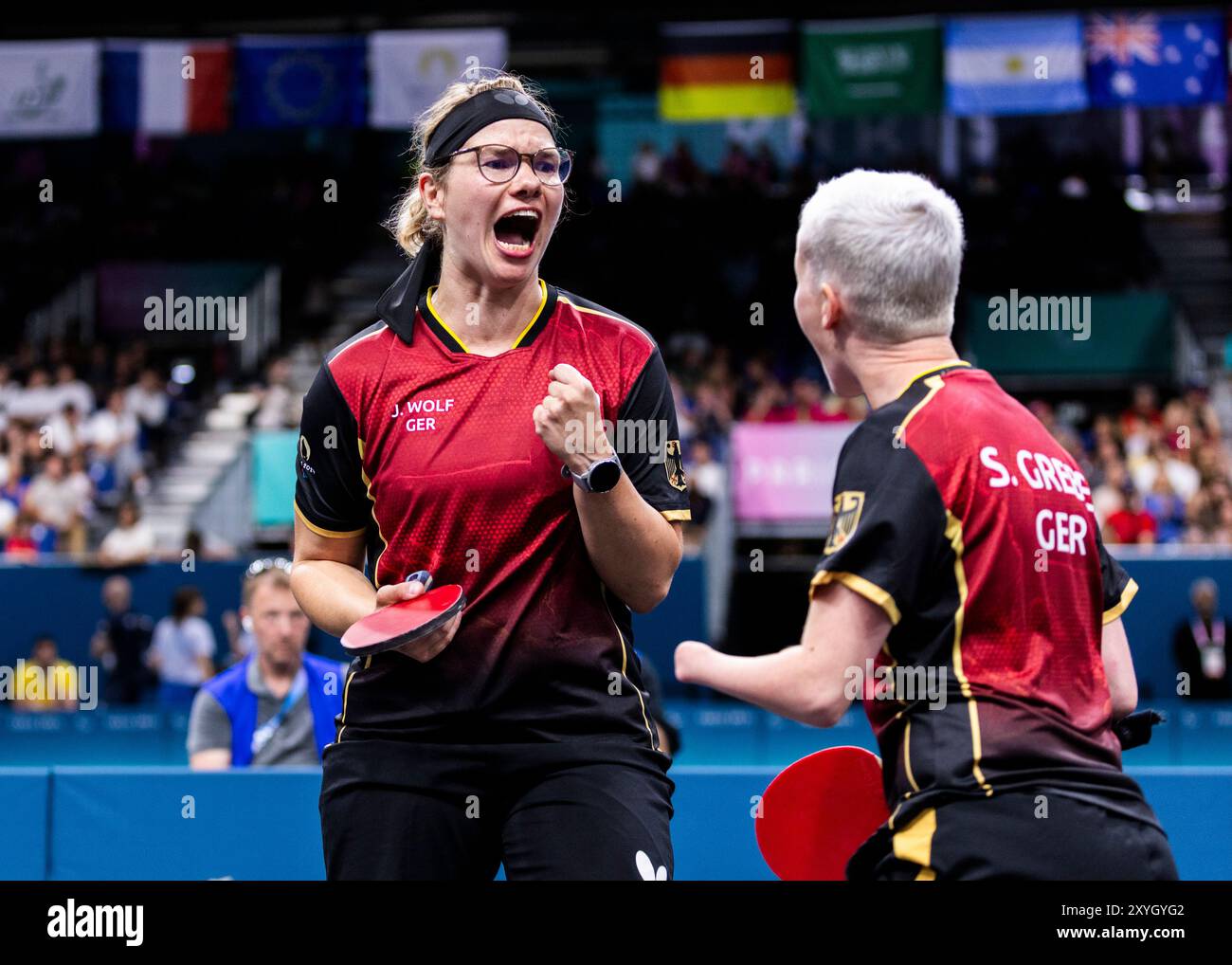 PARIS, FRANCE - AUGUST 29: Stephanie GREBE (GER) (R) startclass WK6 and ...