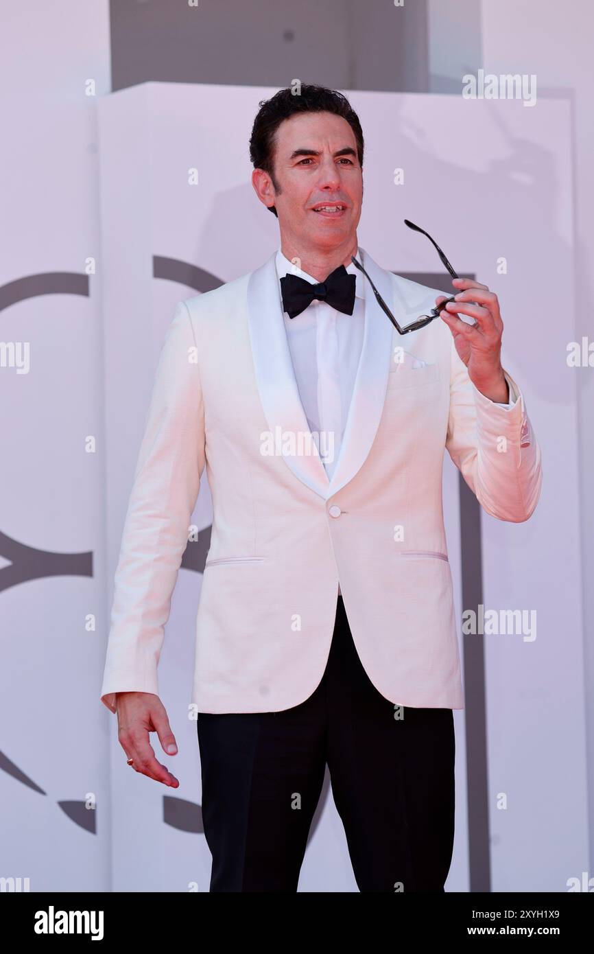 Venice, Italien. 29th Aug, 2024. Sacha Baron Cohen, Kevin Cline, Cate ...
