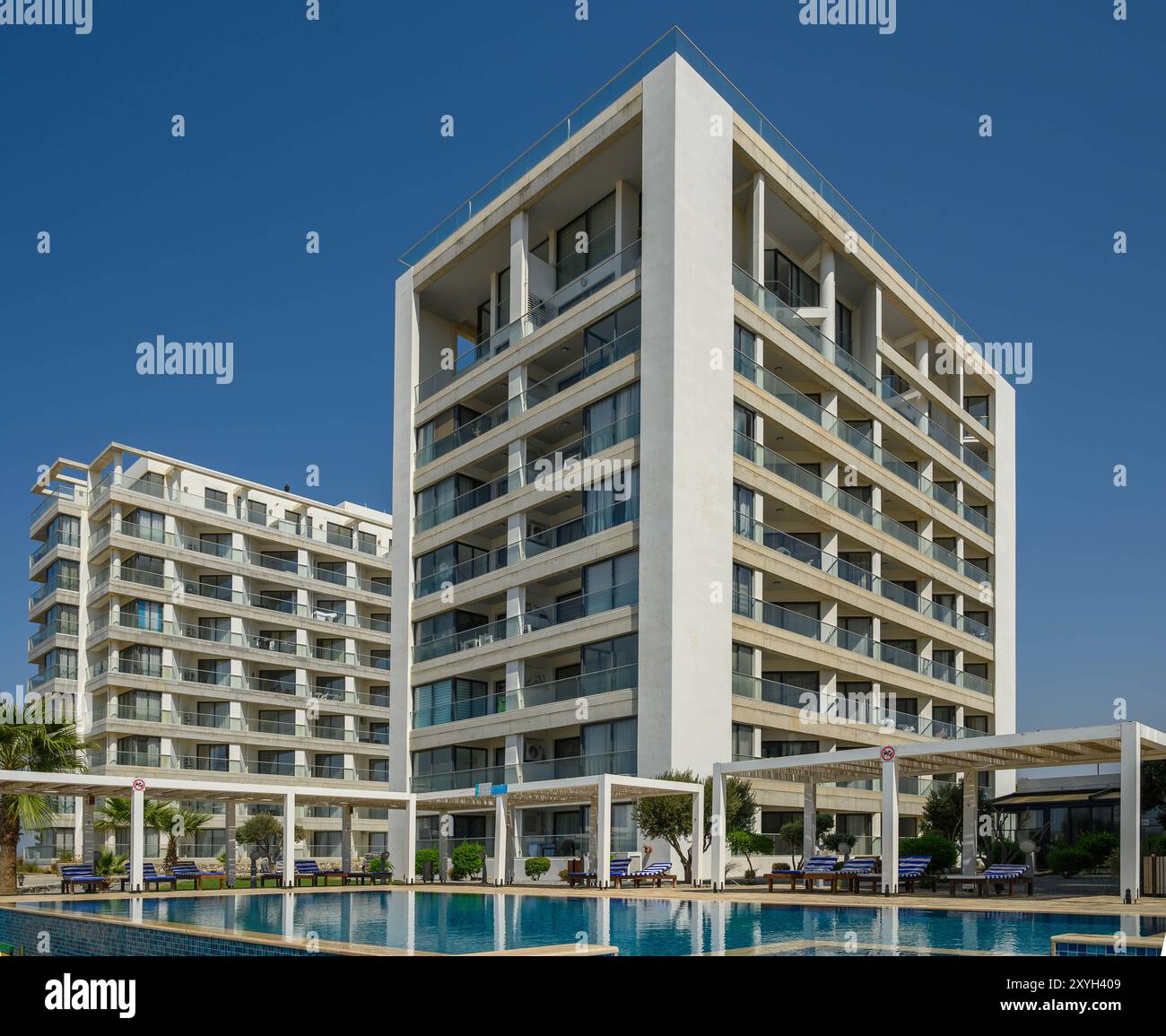 Luxury Construction hotel with Swimming Pool Stock Photo - Alamy