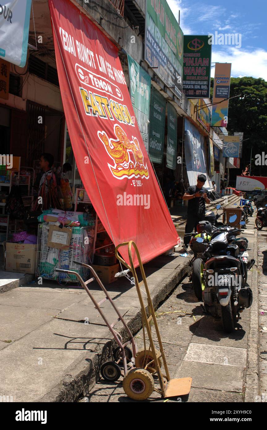 Town centre of Ranau, Sabah, Malaysia Stock Photo - Alamy