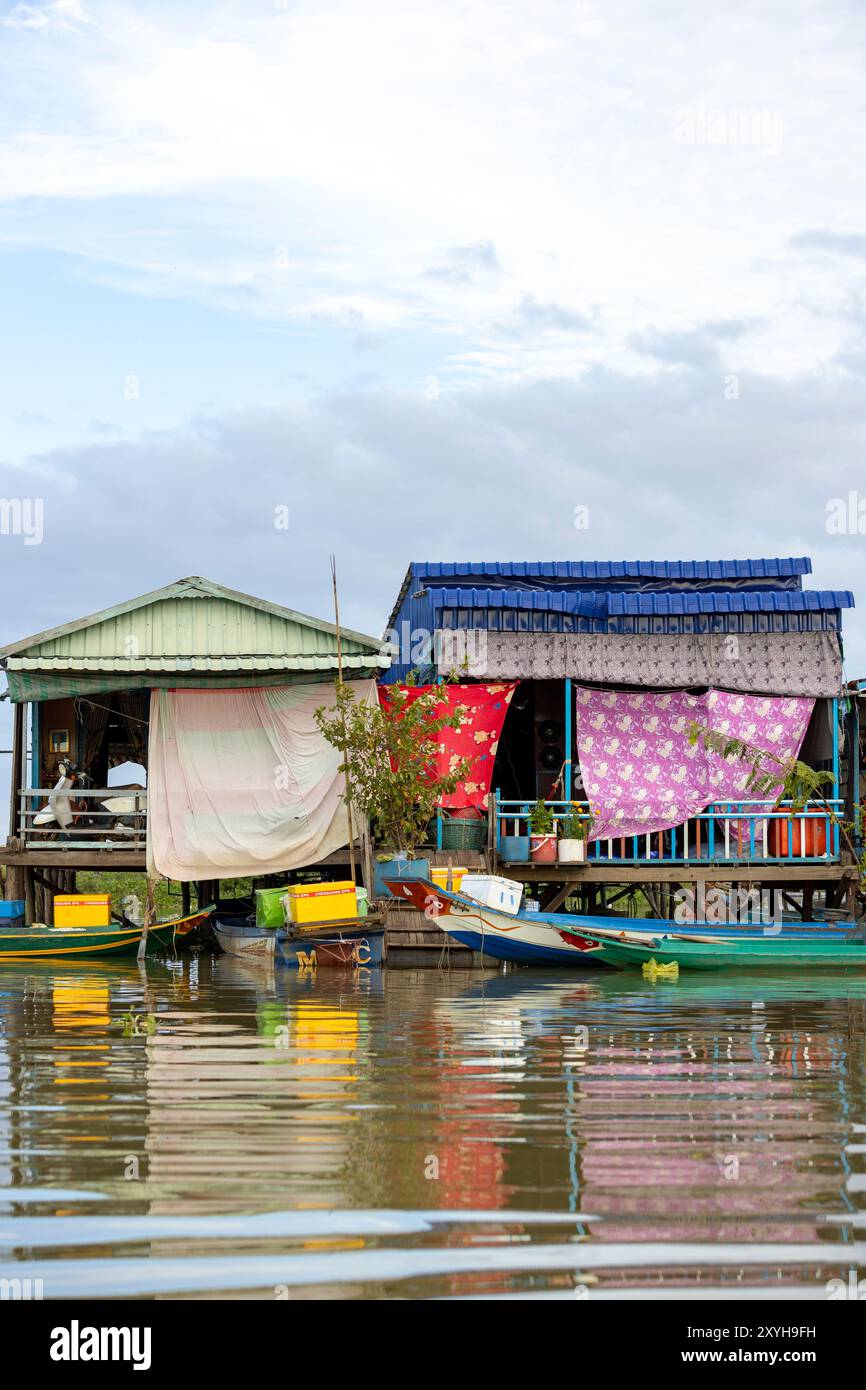 Tonle Sap floating village, Kampong Chhnang, Cambodia Stock Photo - Alamy