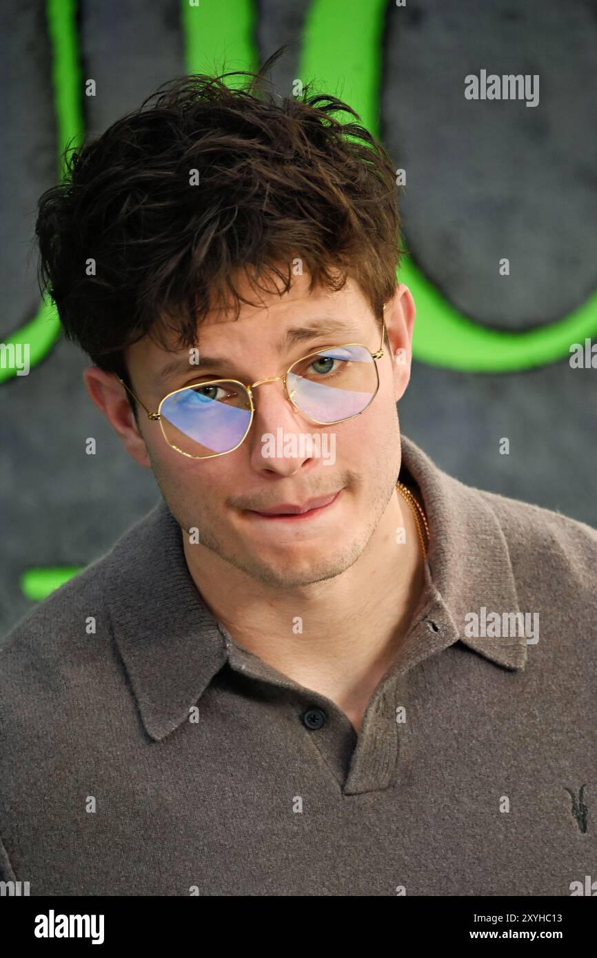 Tyler Tyburski's Instagram, Twitter & Facebook on IDCrawl