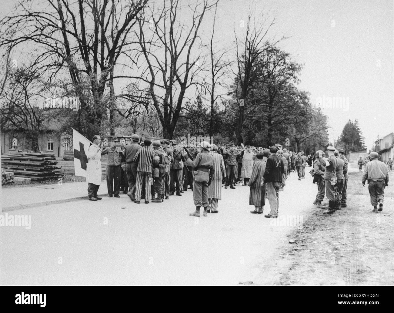 SS personnel in Dachau surrender to troops of the 45th U.S. Infantry ...