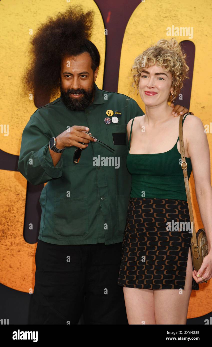 LOS ANGELES, CALIFORNIA - AUGUST 27: (L-R) Reggie Watts and Kat ...