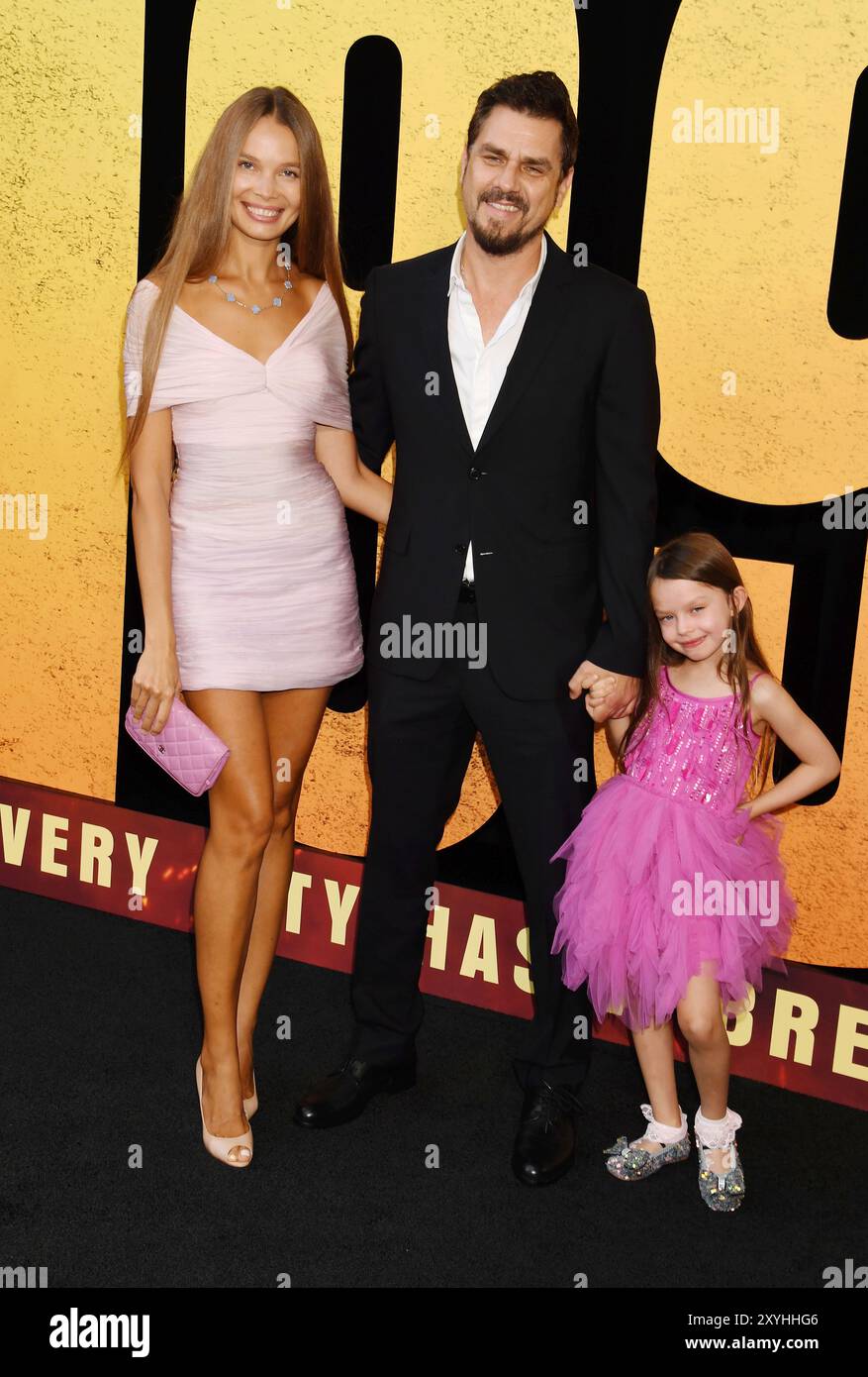 LOS ANGELES, CALIFORNIA - AUGUST 27: (L-R) Viktoria Vromen, Ariel ...