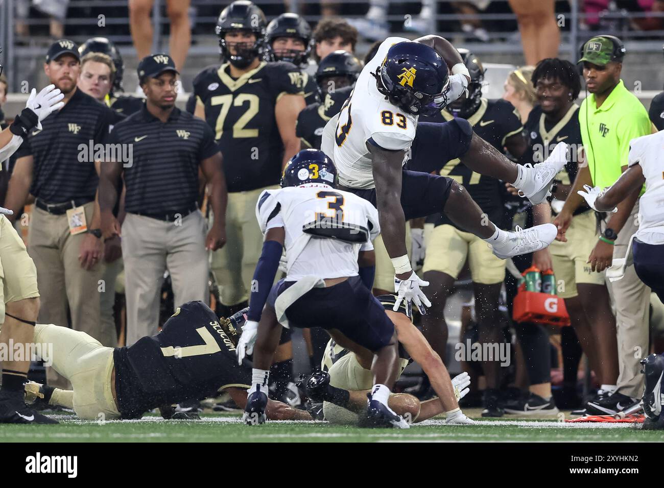 At 1680a hi-res stock photography and images - Alamy