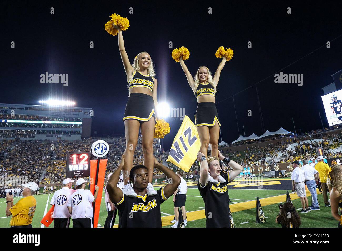 August 29, 2024: Missouri Tigers cheerleaders perform during a game ...