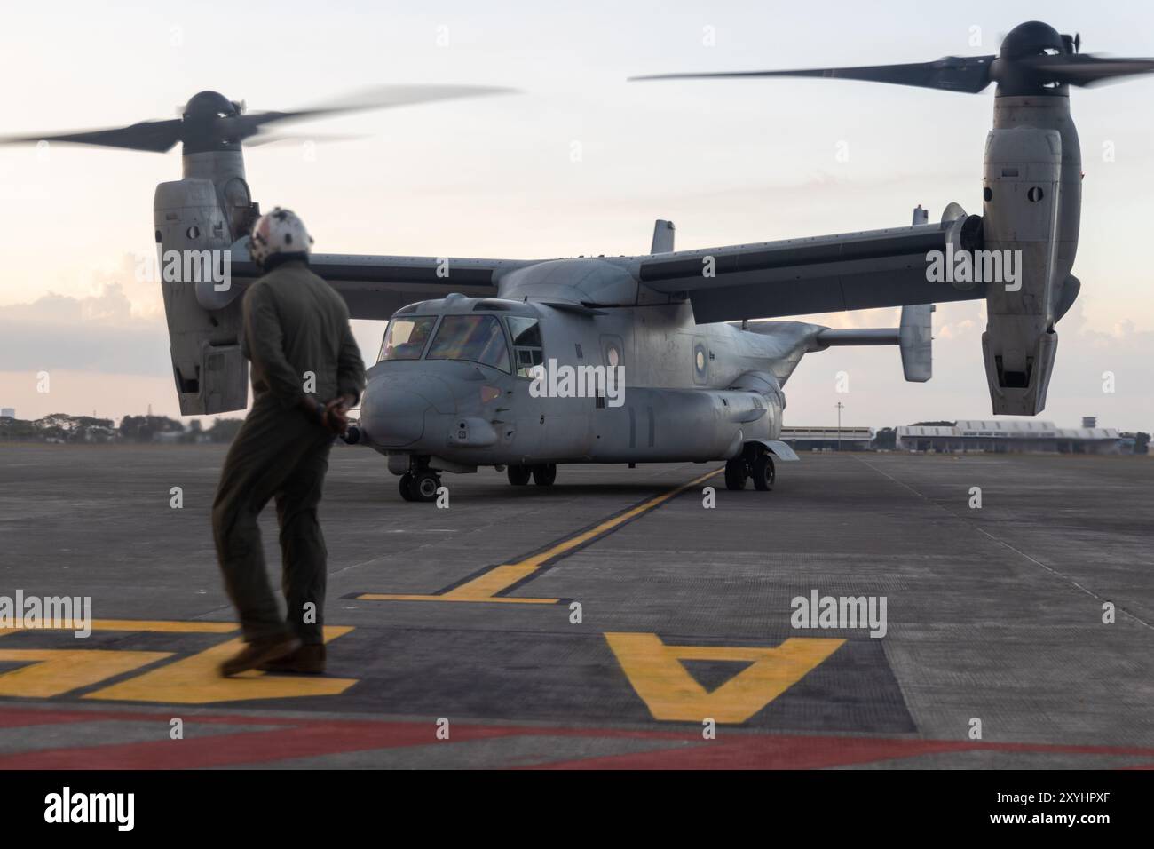U.S. Marine Corps Gunnery Sgt. Prentice Meadows, an MV-22B crew chief ...