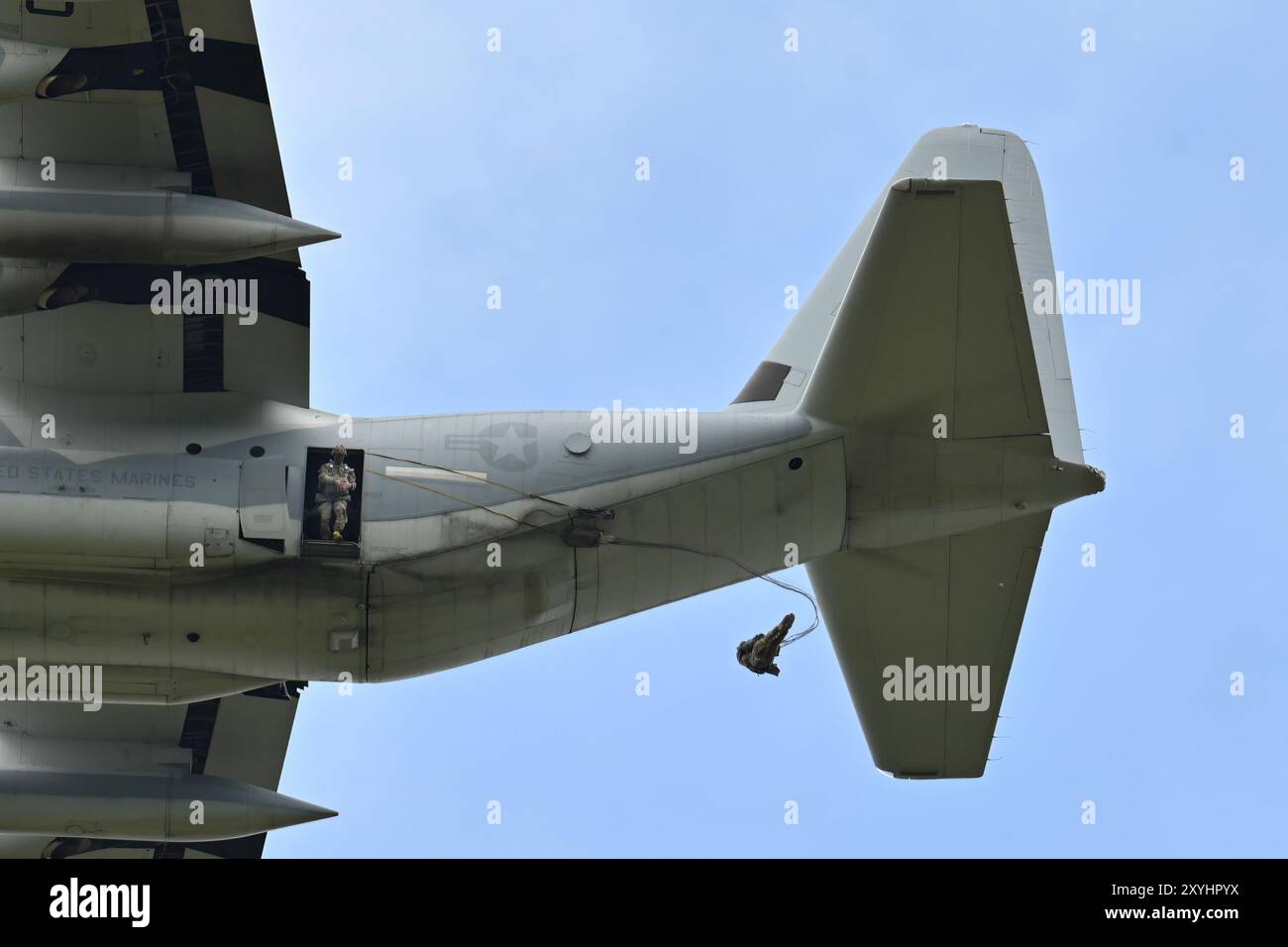Spartan paratroopers from the 2nd Infantry Brigade Combat Team ...