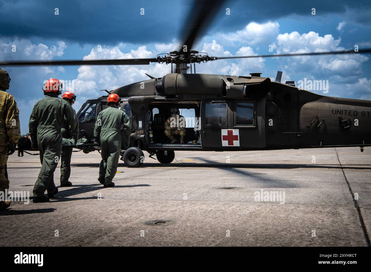 Flight medic students of the Naval Aerospace Medical Institute (NAMI ...