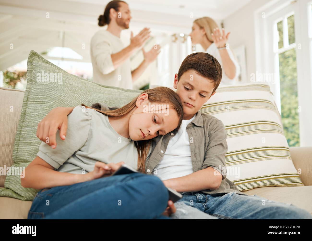 Parents and children fighting hi-res stock photography and images - Alamy