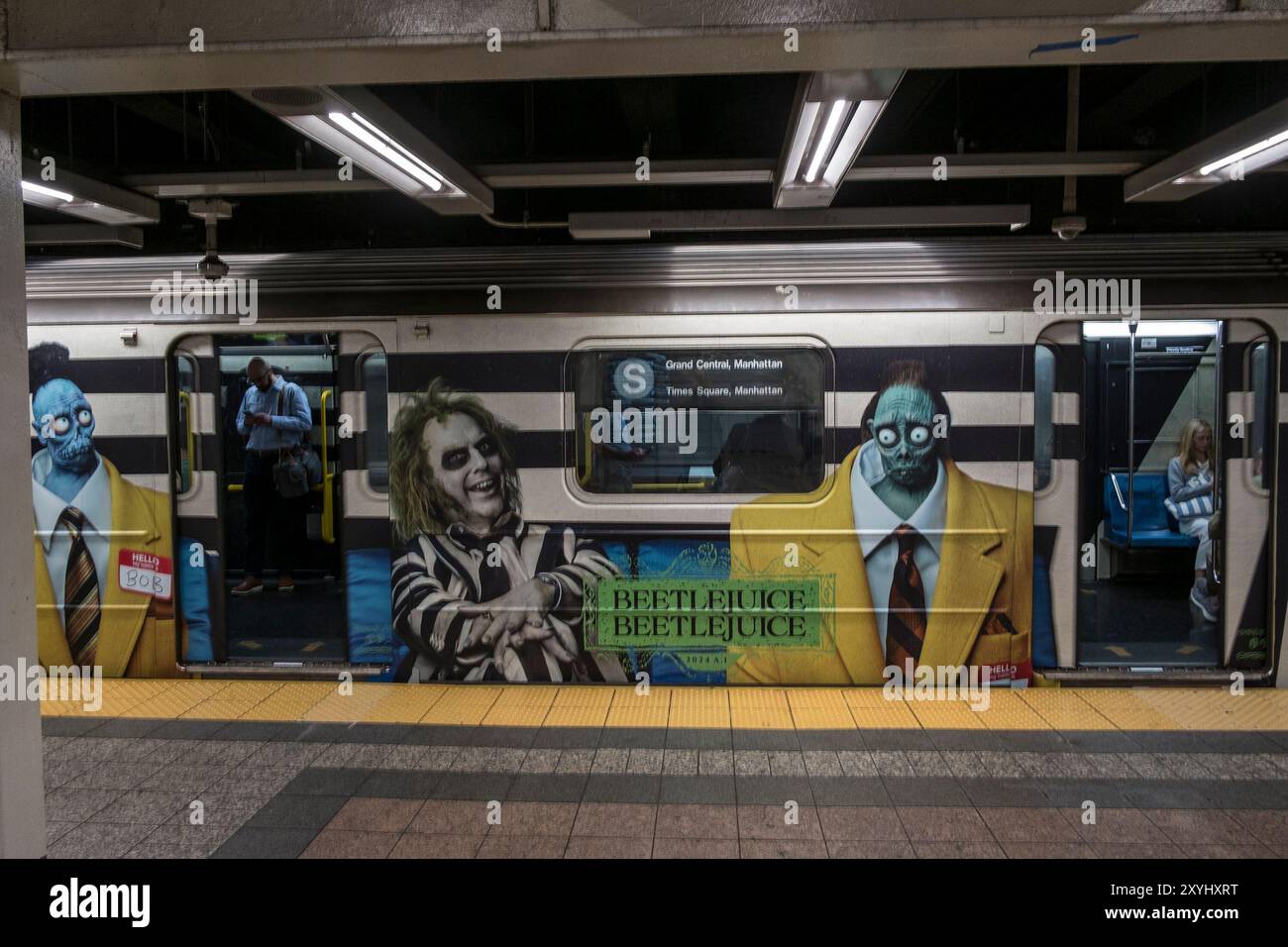 Beetlejuice 2 hi-res stock photography and images - Alamy