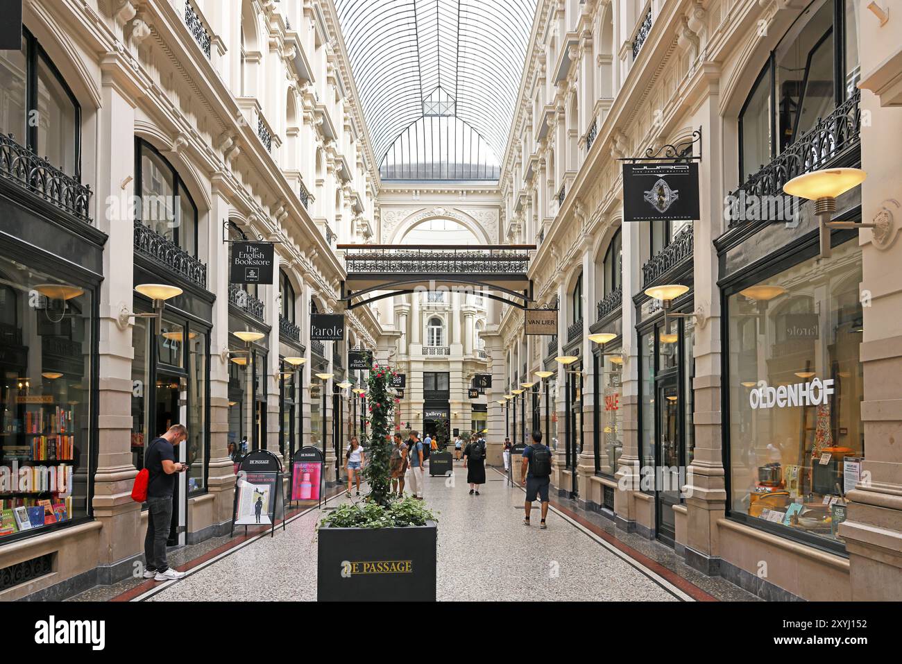 De Passage, neo-Renaissance building, now a shopping centre, The Hague ...