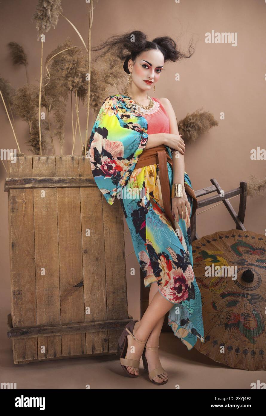 Woman japanese traditional masks hi-res stock photography and images ...