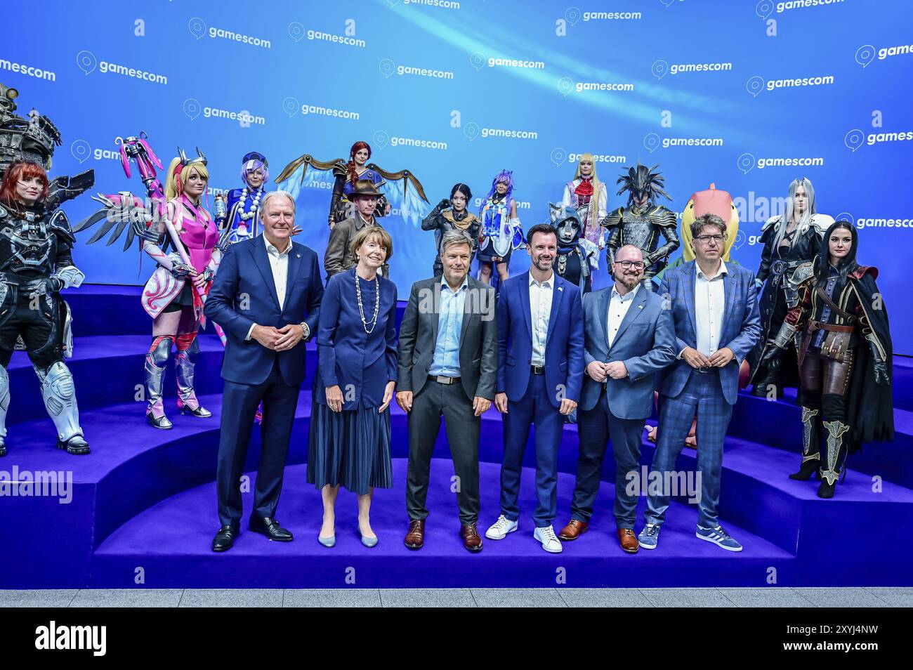 Group photo with Henriette Reker, Robert Habeck, Michael waiter ...