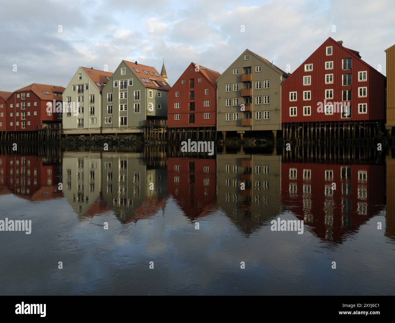 Mass timber building hi-res stock photography and images - Alamy