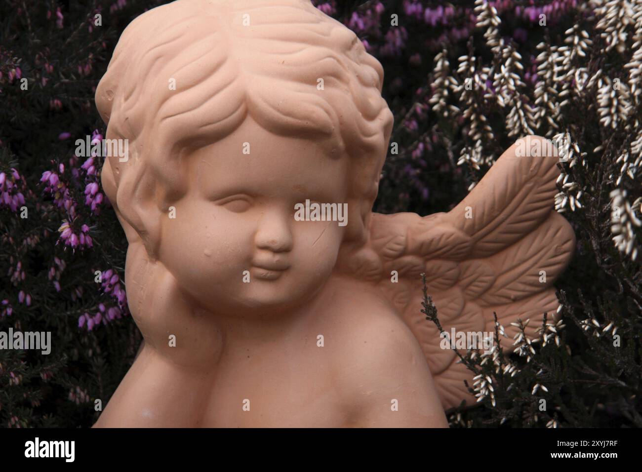 Angel mourns hi-res stock photography and images - Alamy
