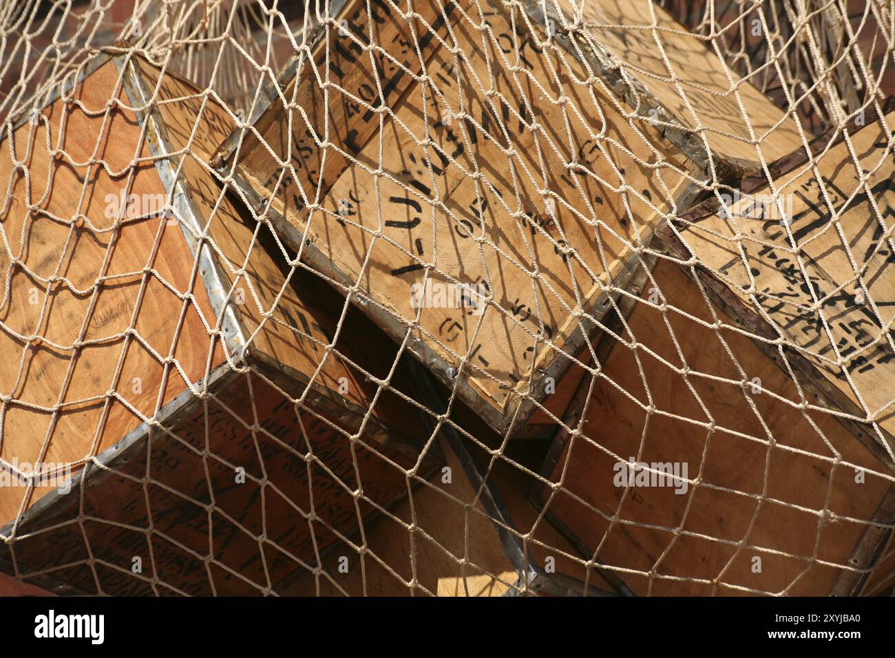 Wooden tea chests hi-res stock photography and images - Alamy