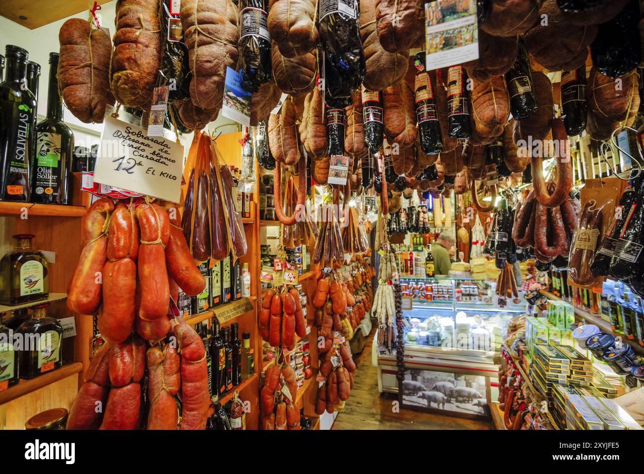 Palma de mallorca colmado santo domingo hi-res stock photography and ...