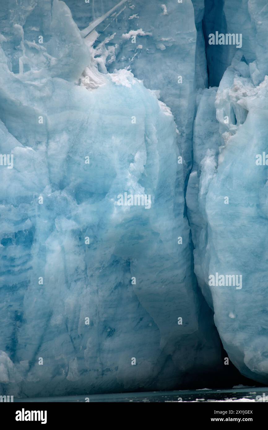 Glacier fissure, Monacobreen glacier, Liefdefjorden, Albert I Land ...