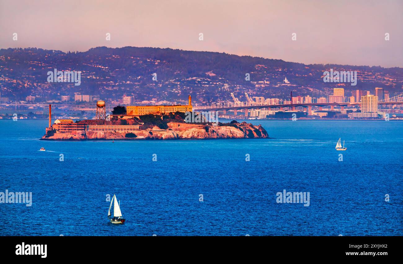 Sunset View of Alcatraz Island with Sailboats in San Francisco Bay ...