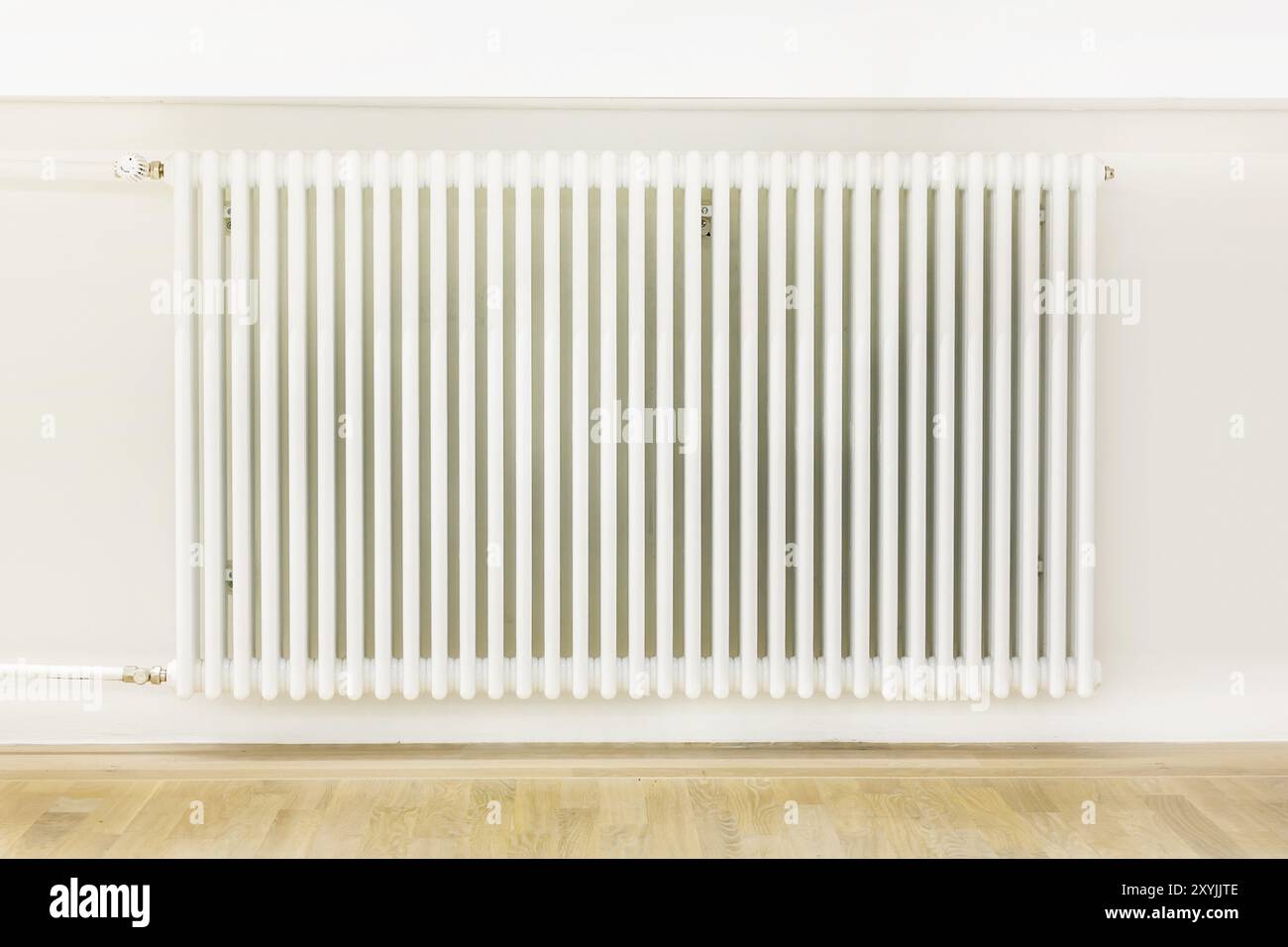 Large wooden structures hi-res stock photography and images - Alamy