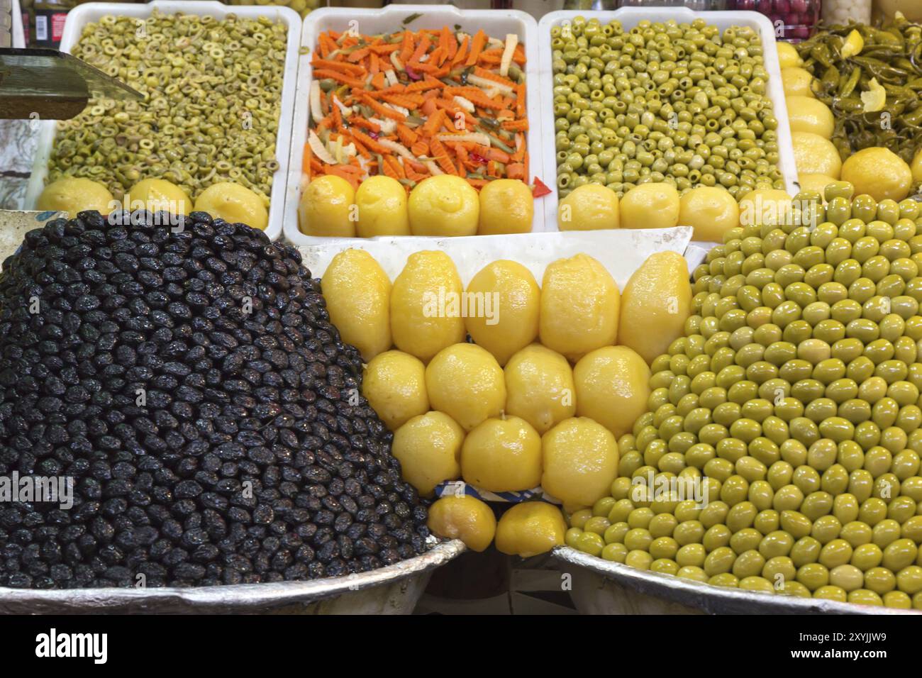 The old bazaar olive market hi-res stock photography and images - Alamy