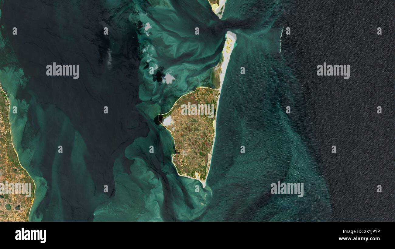 Mozambique map zoom border satellite hi-res stock photography and ...