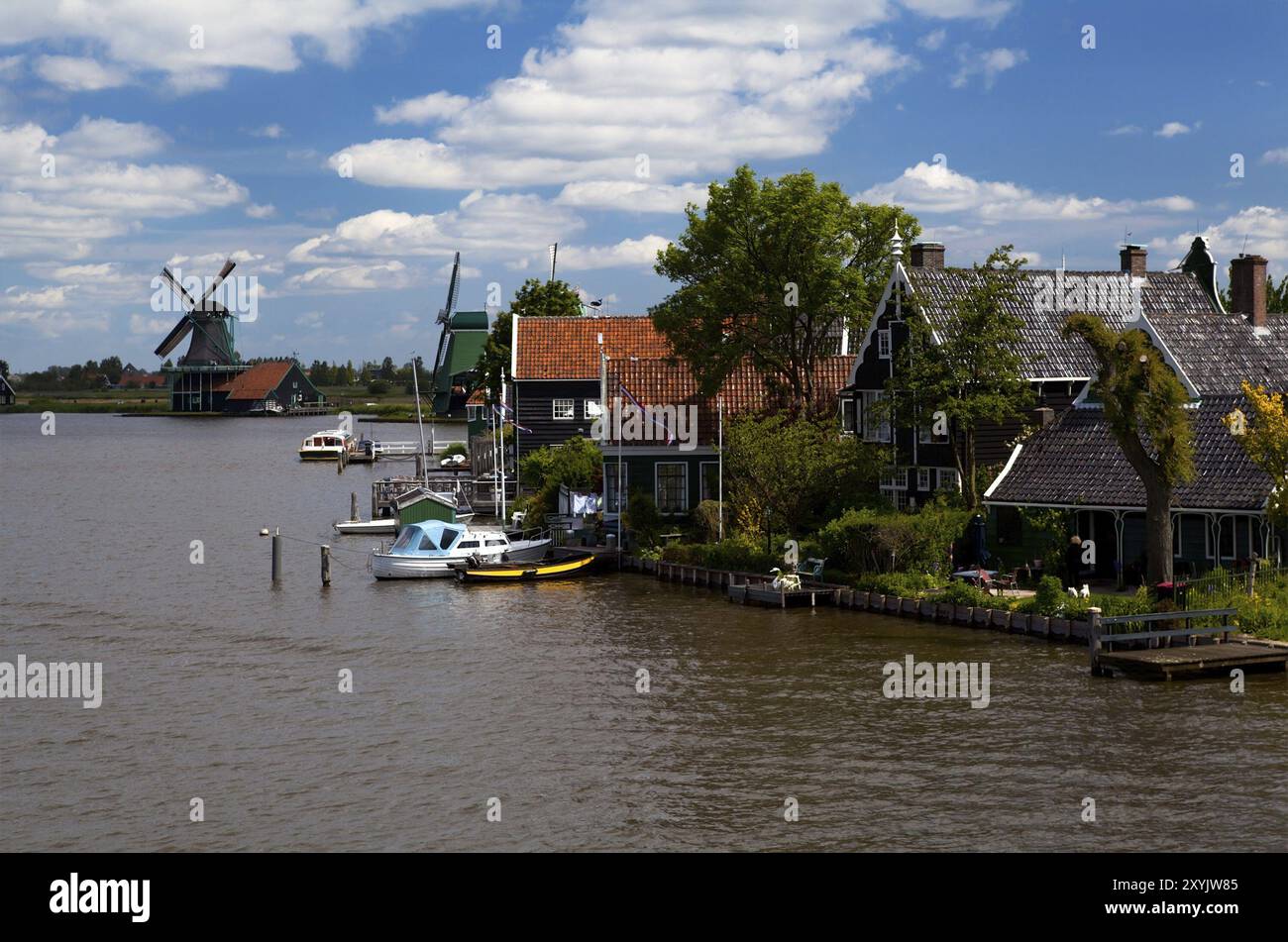 Small traditional Dutch town Zaanse Schans Stock Photo - Alamy