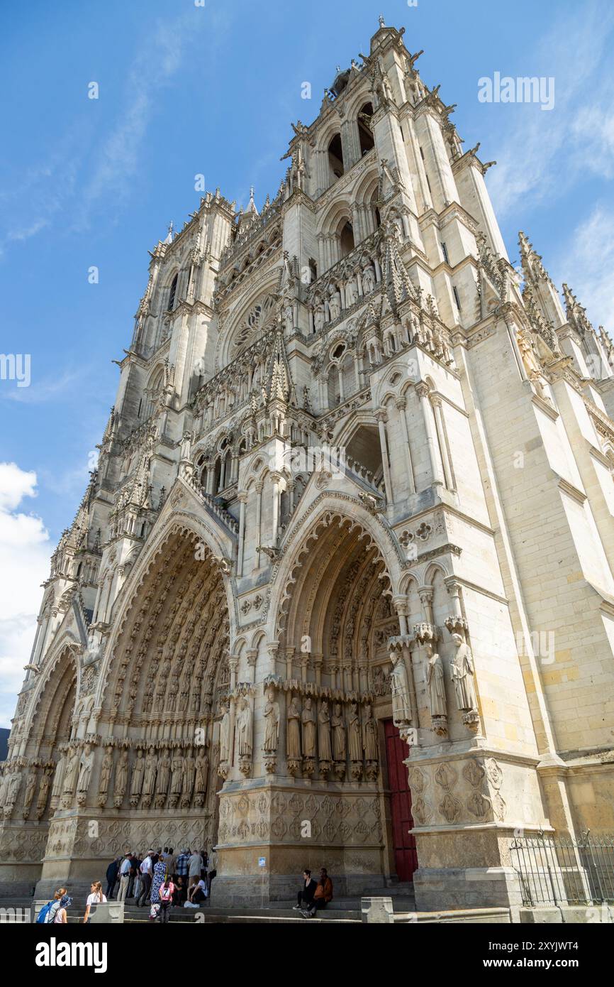 Cathedrale notre dame de amiens hi-res stock photography and images - Alamy