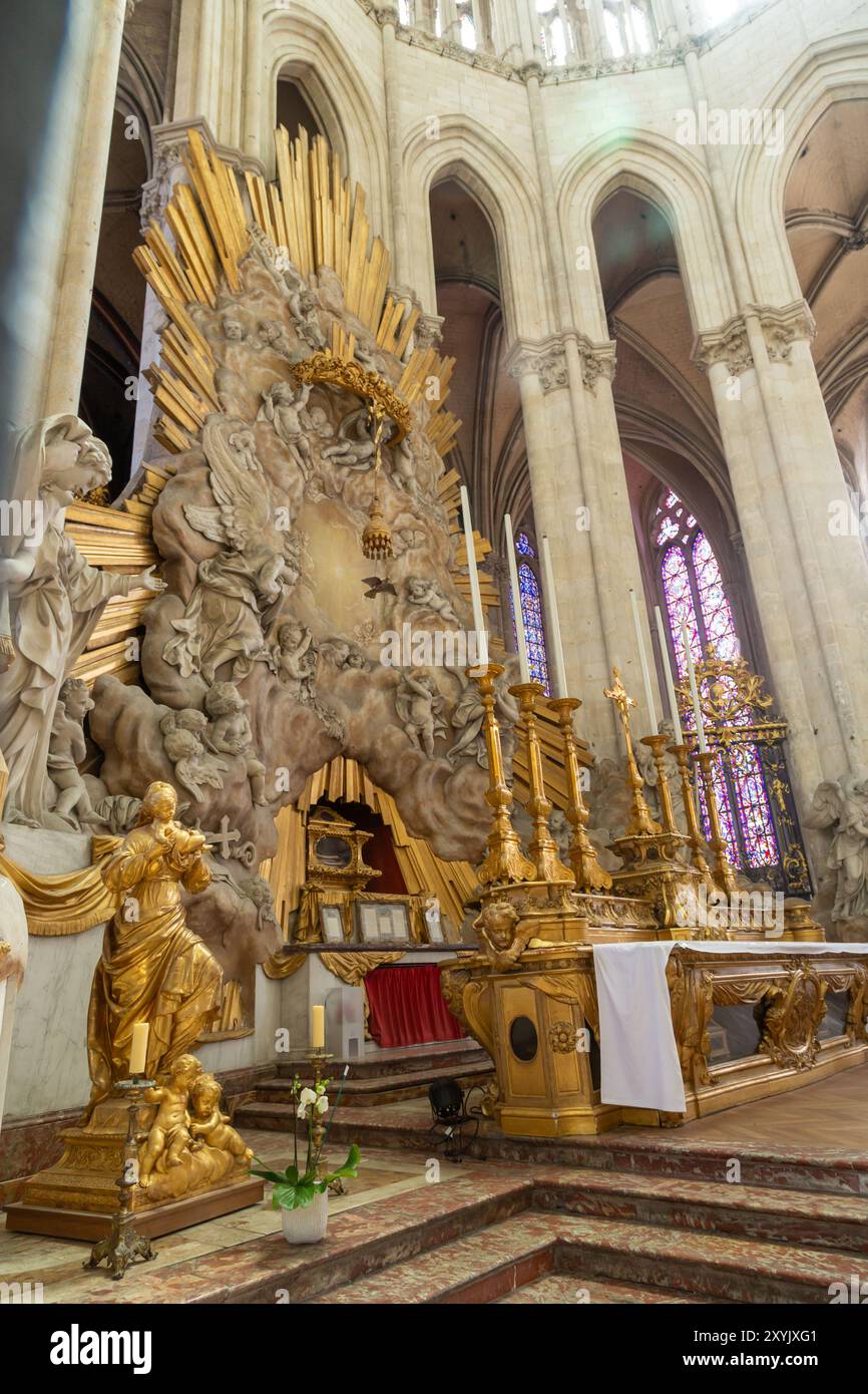 The baroque high altar and "Gloire" screen 1755–68 Stock Photo - Alamy