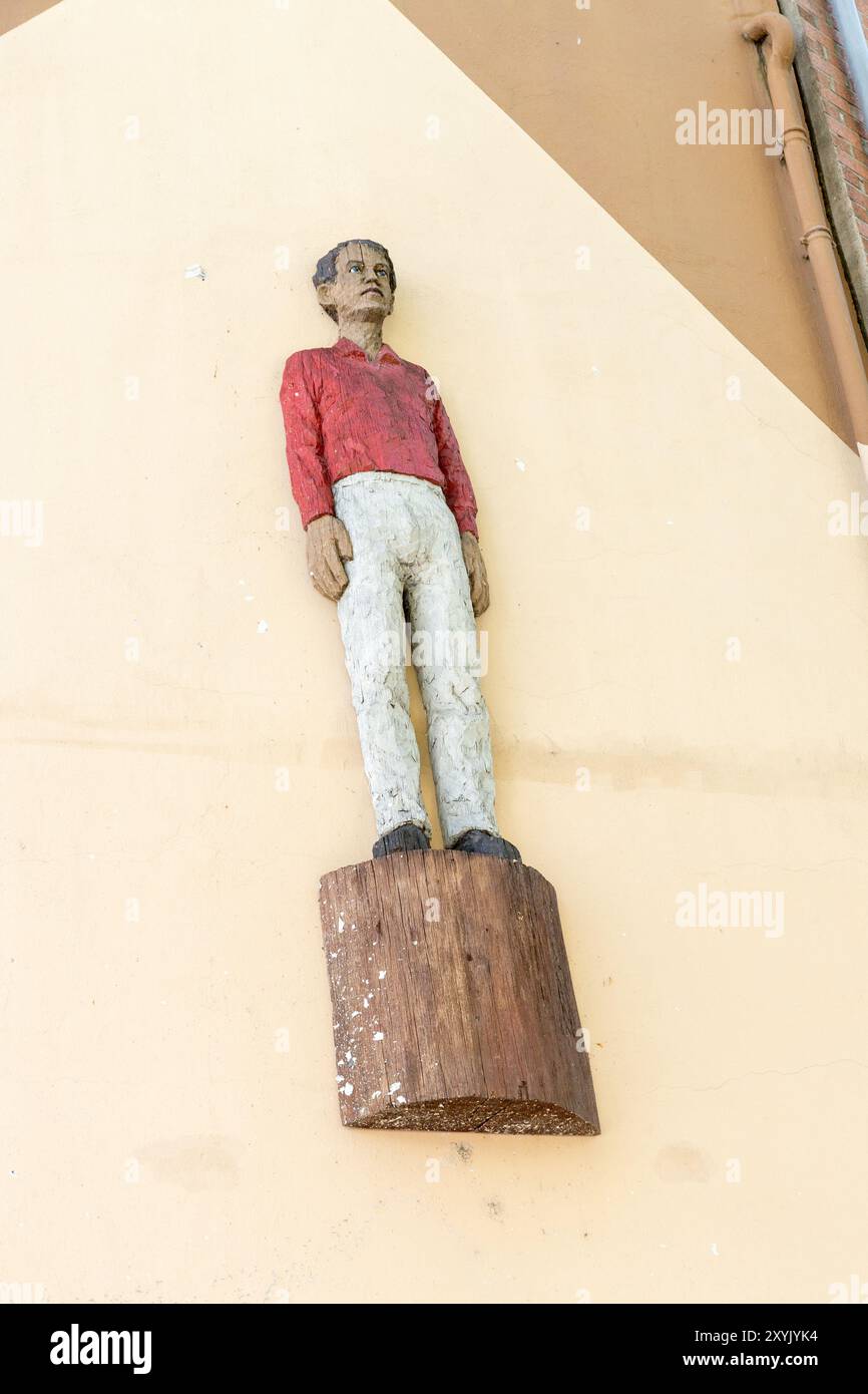 Sculpture by german Artist Stéphan Balkenhol in Place du Don, Amiens ...