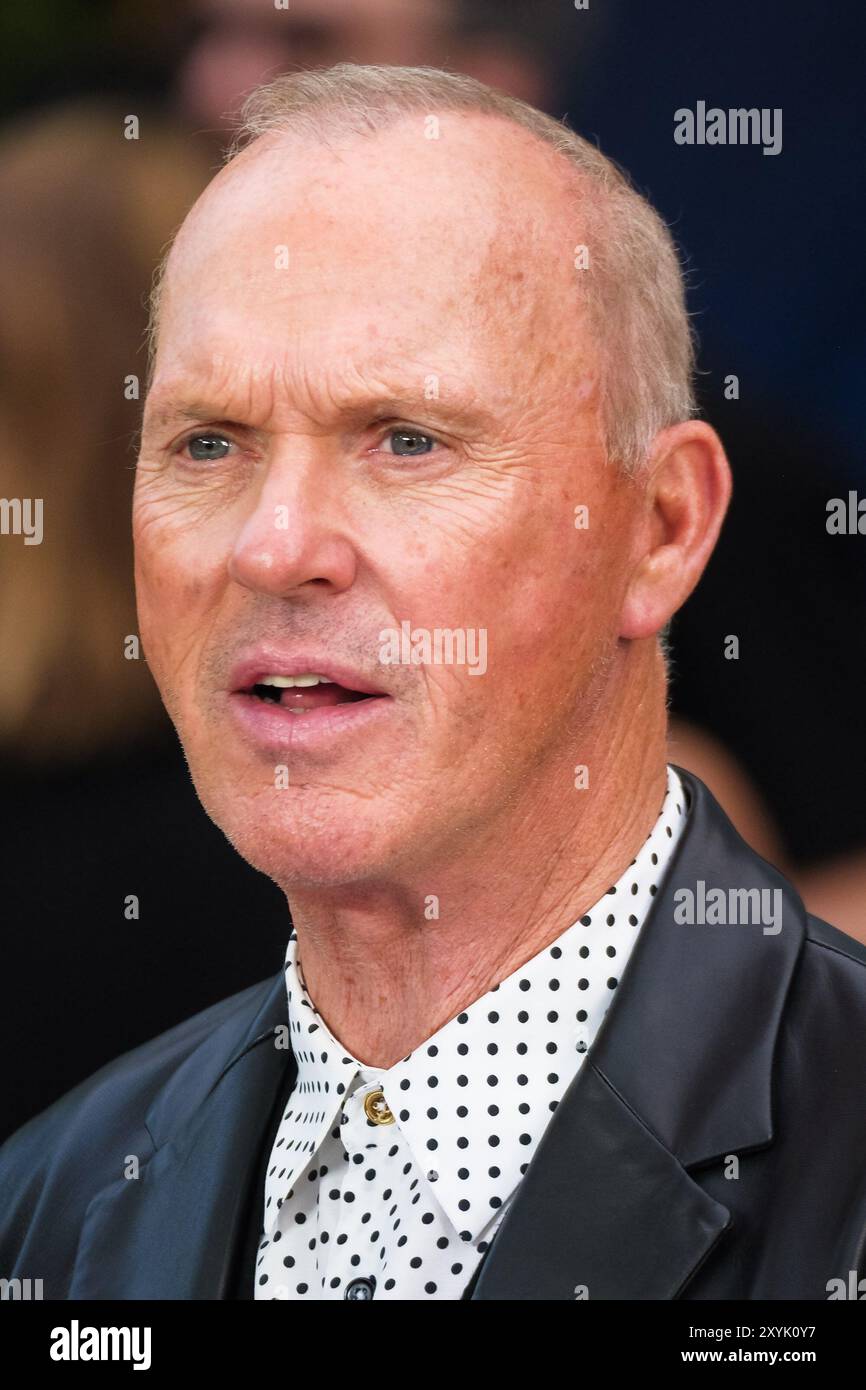 Where Does Michael Keaton Live