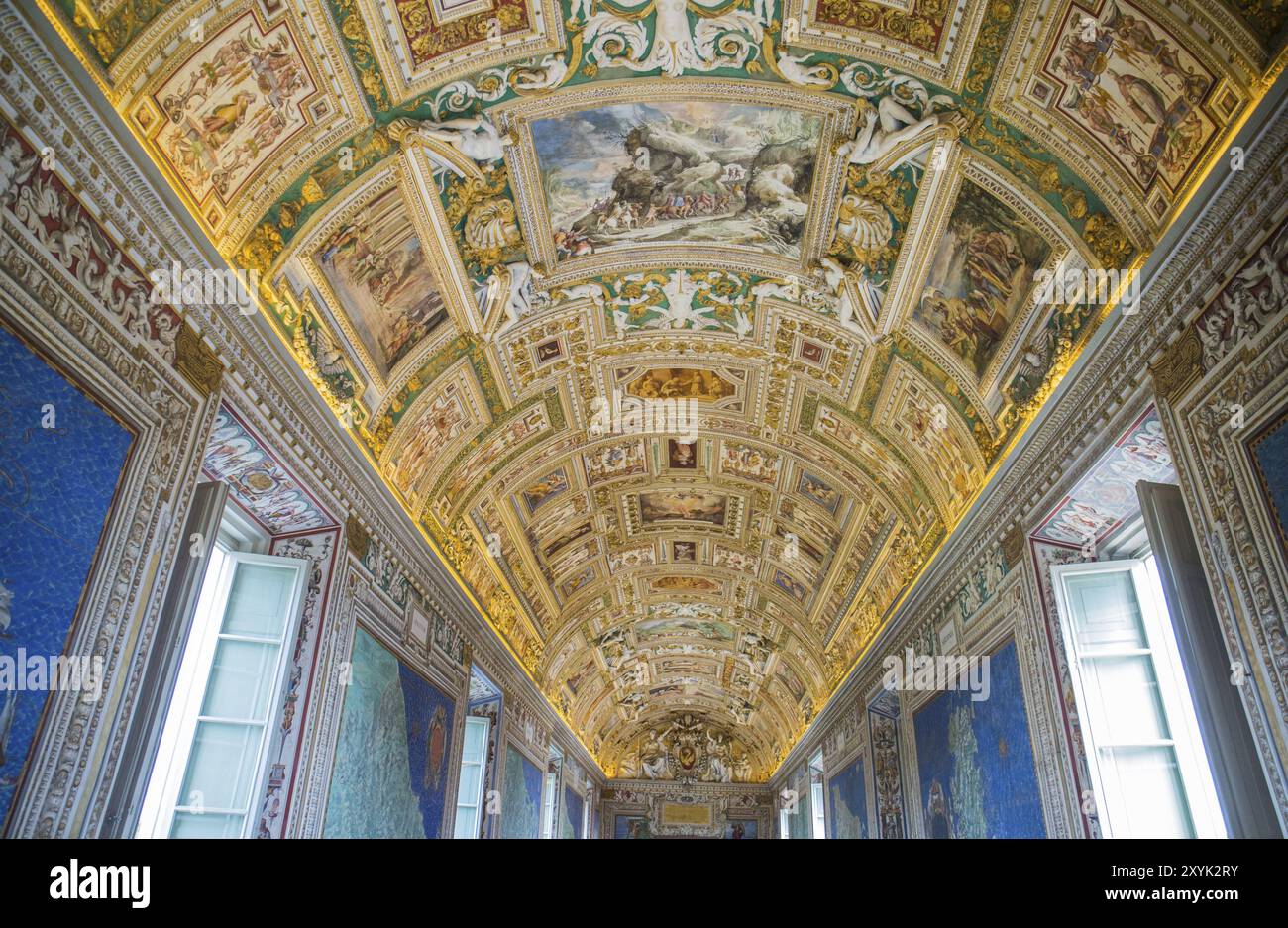 Beautiful details of the ceiling at the Vatican Museum Stock Photo - Alamy
