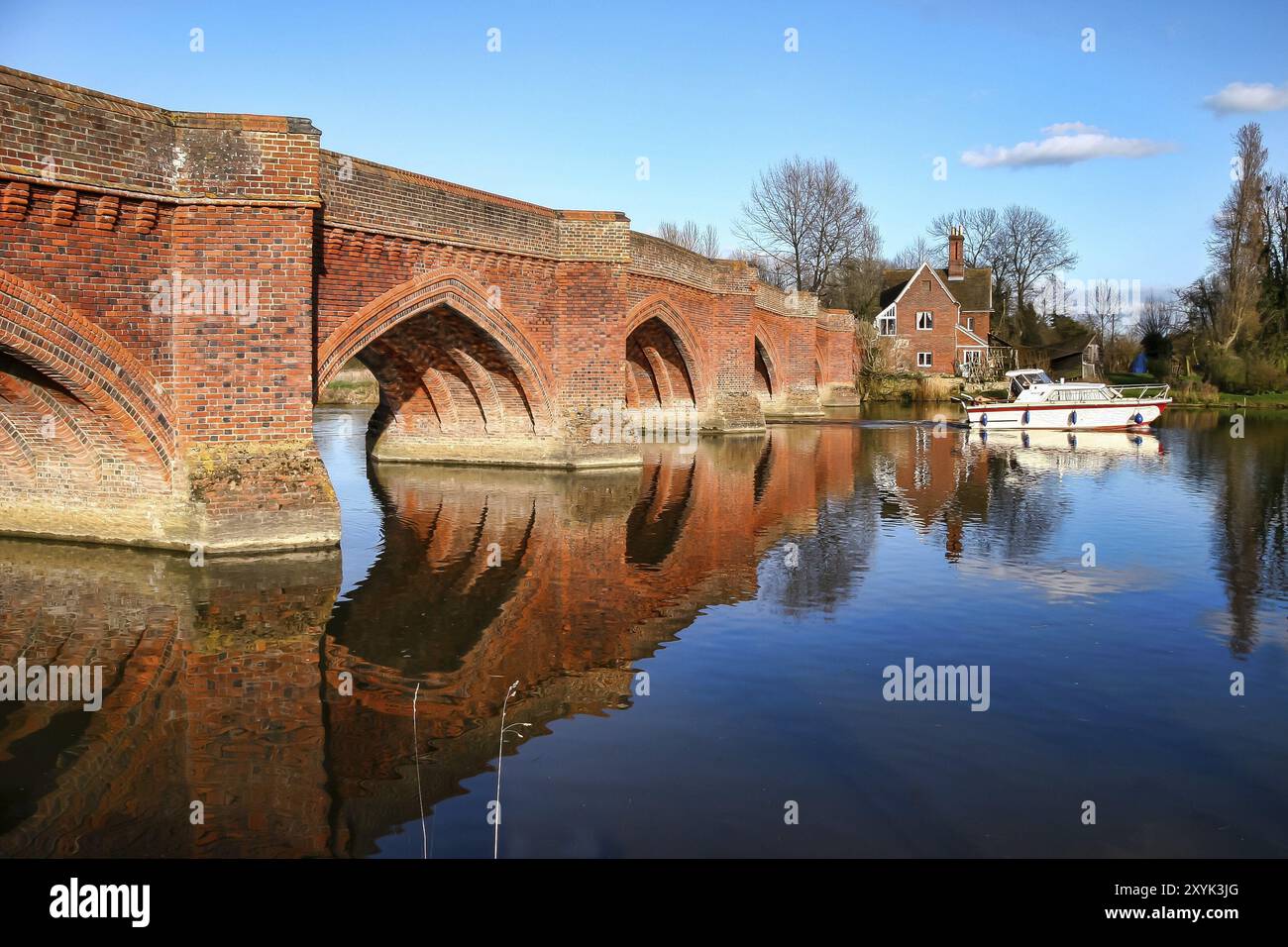 Passing Clifton Hampden Bridge Stock Photo - Alamy