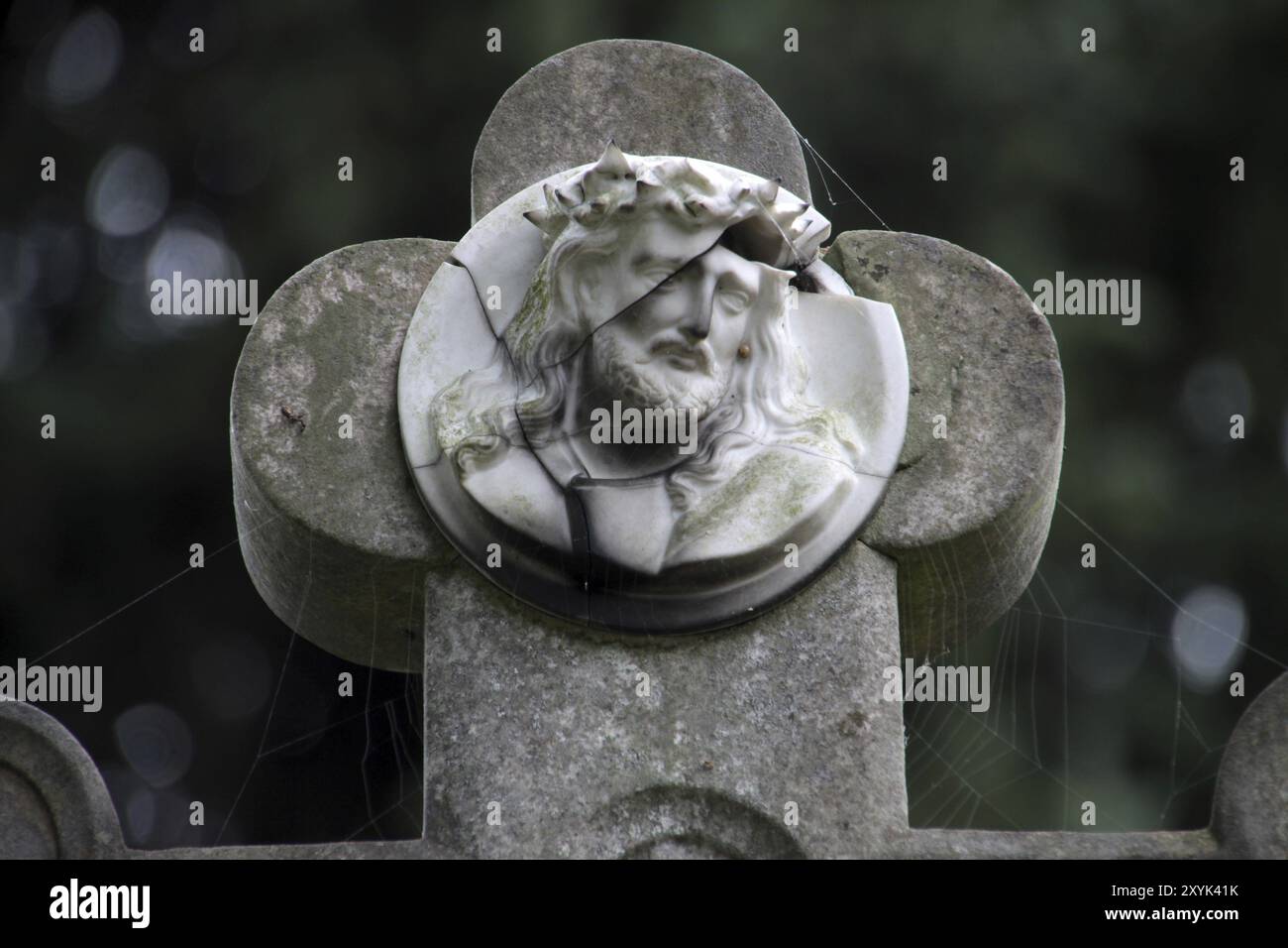 Empty tomb jesus crosses hi-res stock photography and images - Alamy