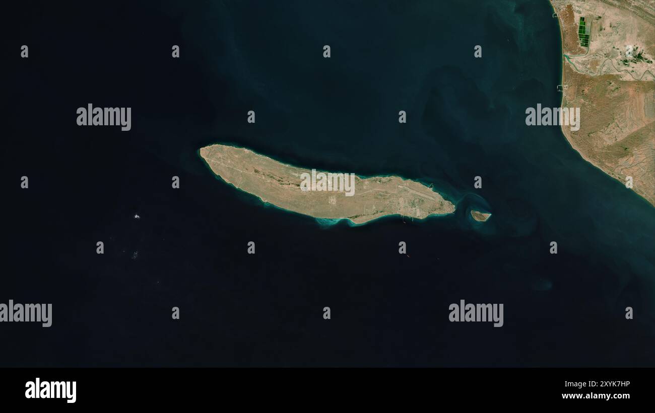 Iran map zoom border satellite hi-res stock photography and images - Alamy